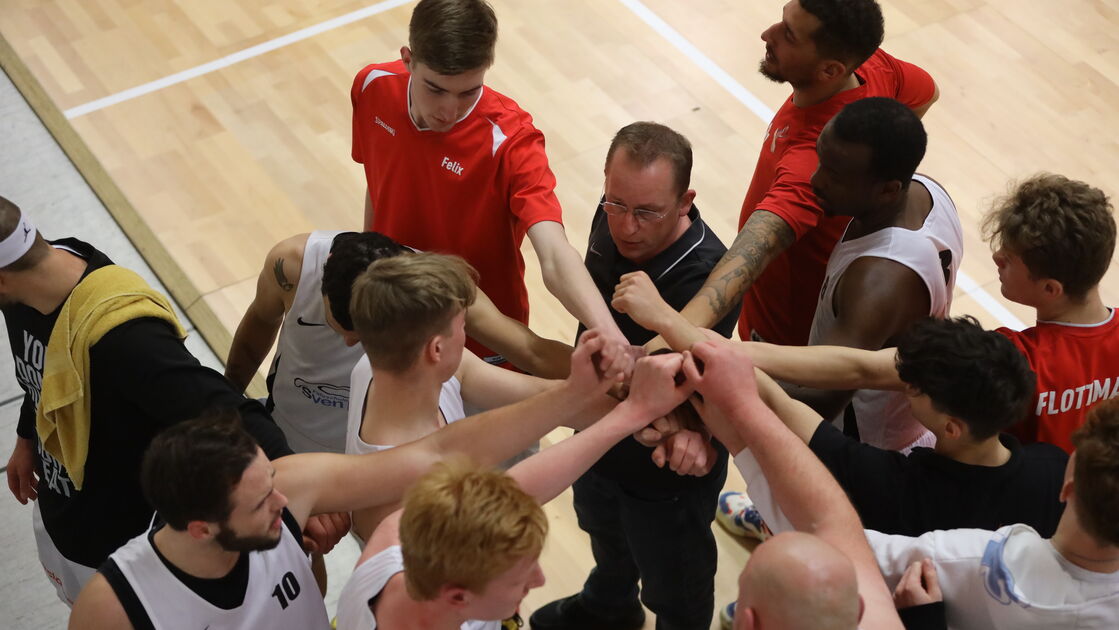 Cuxhaven BasCats gehen dezimiert ins erste Heimspiel des Jahres | CNV ...