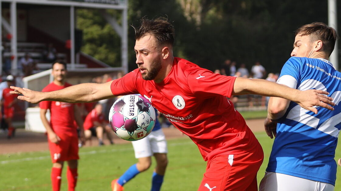 Gabriel Costa schießt Rot-Weiss Cuxhaven zum Sieg | CNV Medien