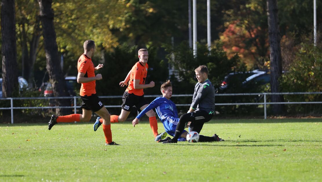 Griemsmann erlöst den FC Eintracht Cuxhaven kurz vor Schluss | CNV Medien