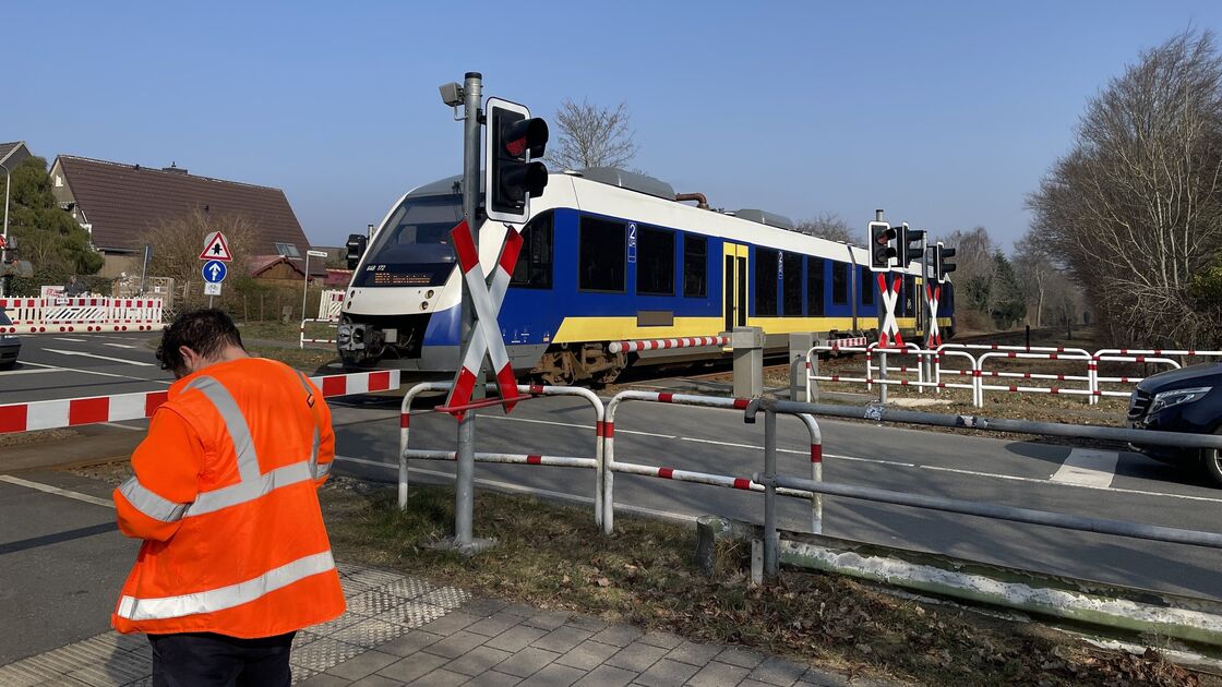 Bauarbeiten schüren Hoffnung auf Start für Bahnhaltepunkt Franzenburg ...
