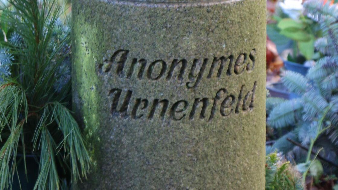Anonyme Beerdigungen: Im Kreis Cuxhaven gehen nur wenige namenlos von ...