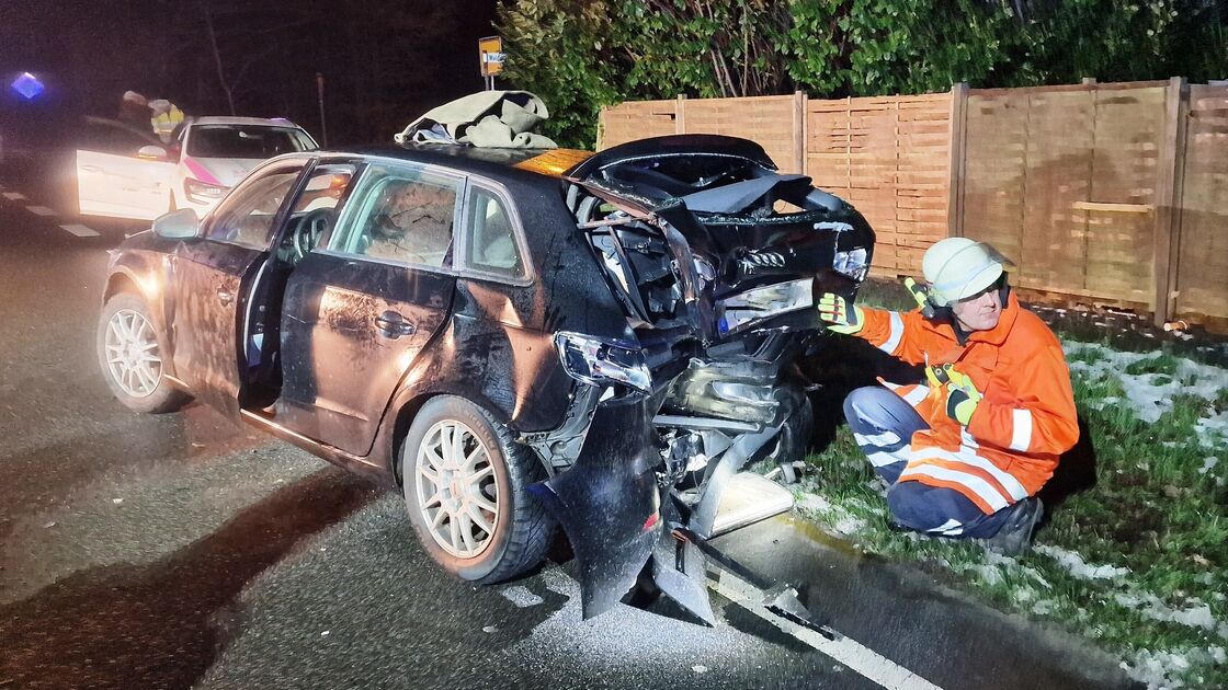 Heftiger Unfall auf der B73: Ein Schwerverletzter bei Kollision in Hechthausen | CNV Medien