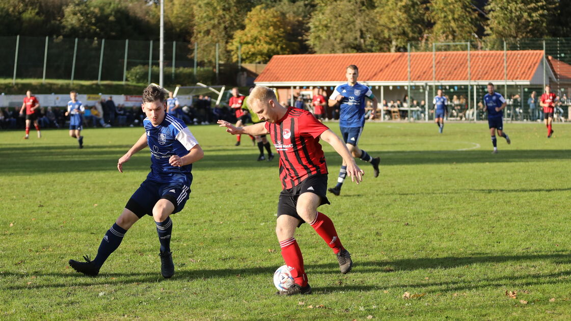 Spannendes Börde-Derby: Lamstedt holt sich ganz spät den achten Sieg in ...