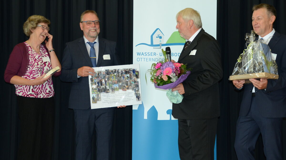 Otterndorf: Geschäftsführer der Wasser- und Bodenverbände verabschiedet ...