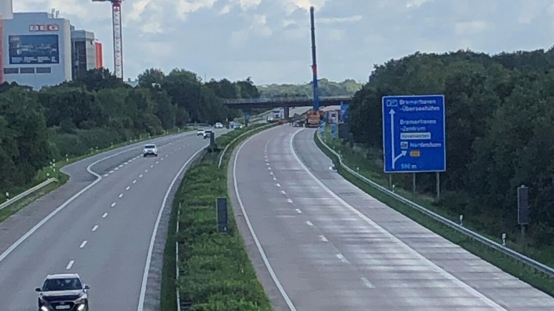 Große Probleme bei Deichbrand-Anreise - A27 wieder freigegeben | CNV Medien