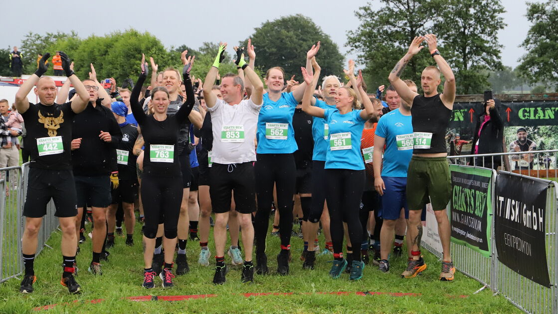 "Mischung aus Spaß und Quälerei" in Wingst: So lief der Giants Run 2024 ...