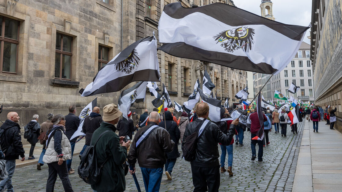Reichsbürger-Szene: "Ein wachsendes Milieu" | CNV Medien