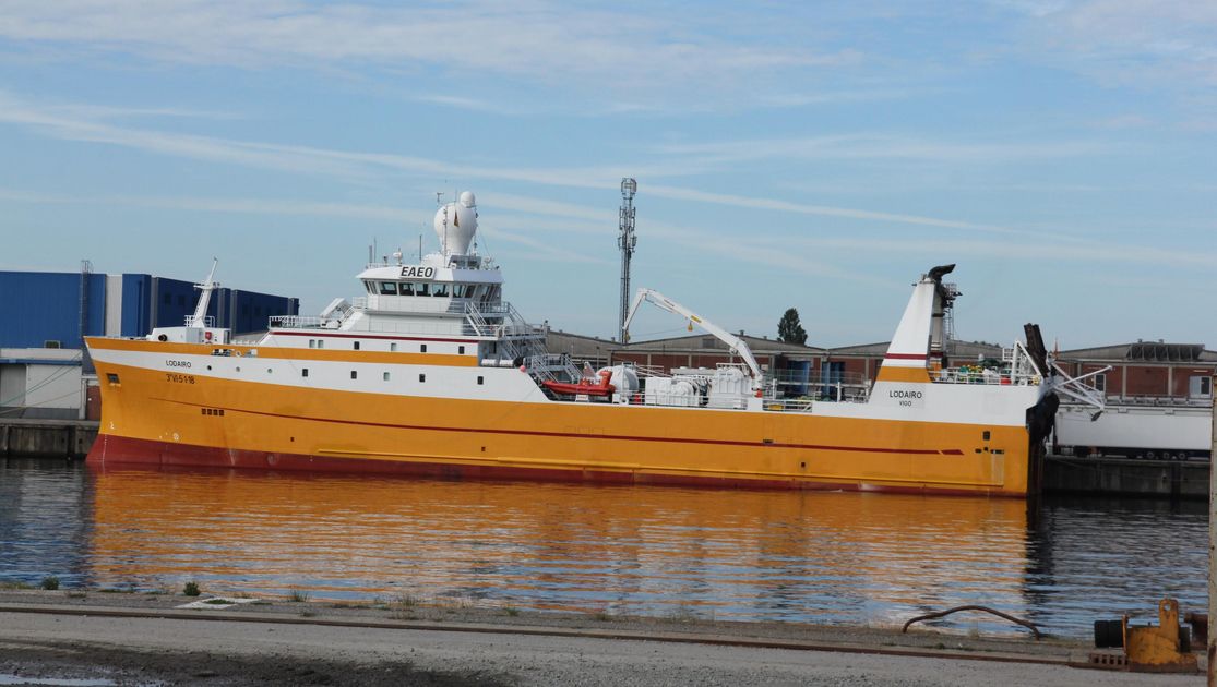 Fangfabrikschiff in Cuxhaven: Supertrawler zieht die Blicke auf sich ...