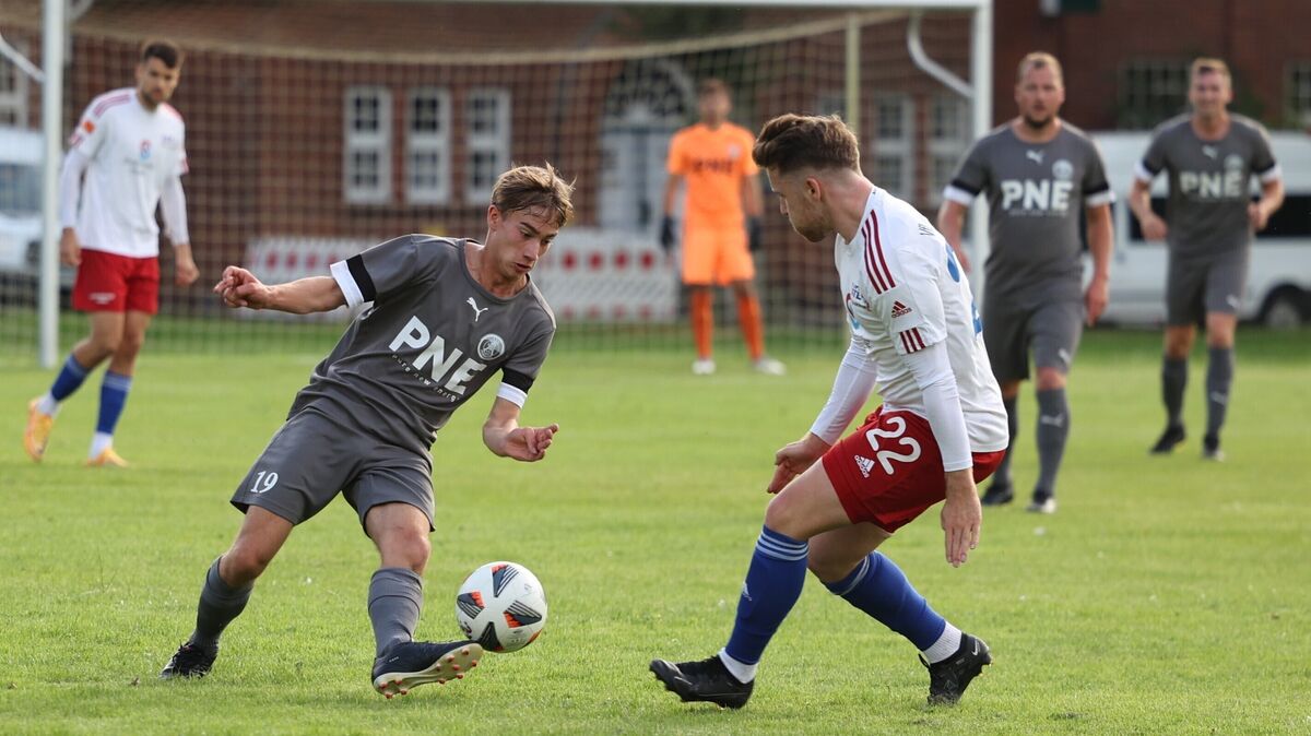 Behält der FC Cuxhaven im Derby die Nerven? | CNV Medien