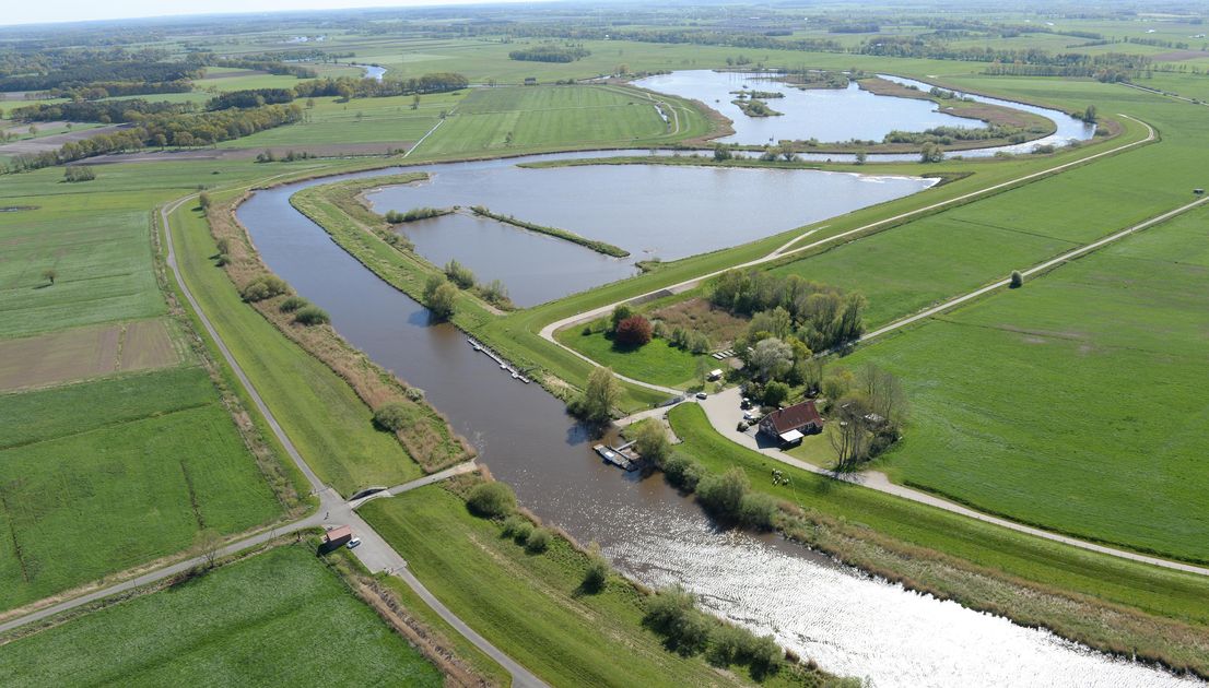 Mit Verspätung zurück: Prahm in Brobergen wieder im Einsatz | CNV Medien