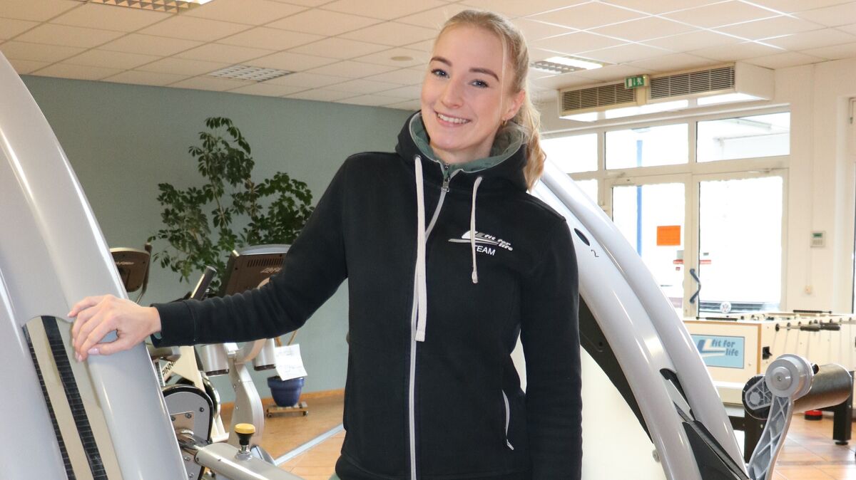 Fitness-Influencerin Kim Schmidt aus Cuxhaven startet mit eigenem ...