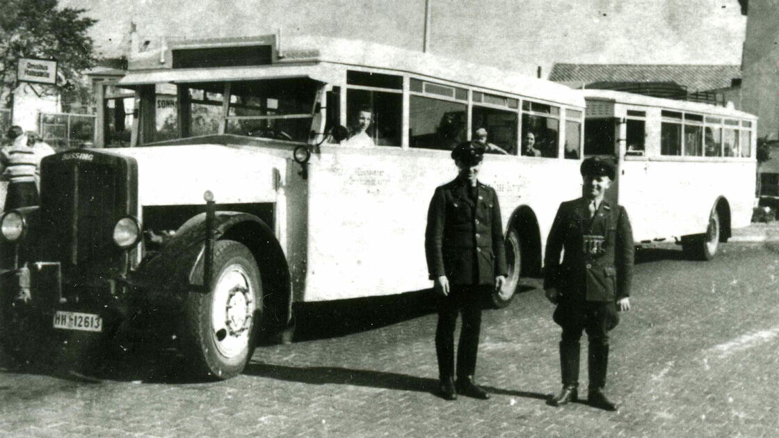 "Macht einen schnittigen Eindruck": Cuxhaven startet vor 100 Jahren ins ...