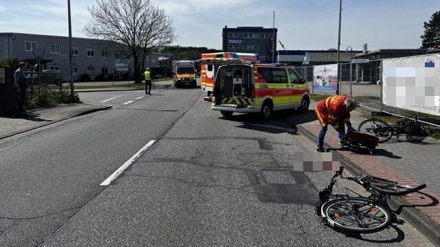 Kreis Stade: Radfahrer nach Unfall in Buxtehude in Lebensgefahr | CNV Medien
